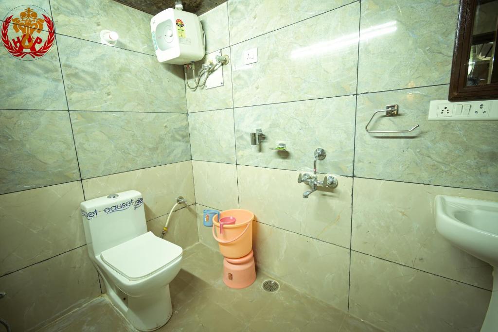 ROOMS – Welcome To Hotel Ajeet Palace